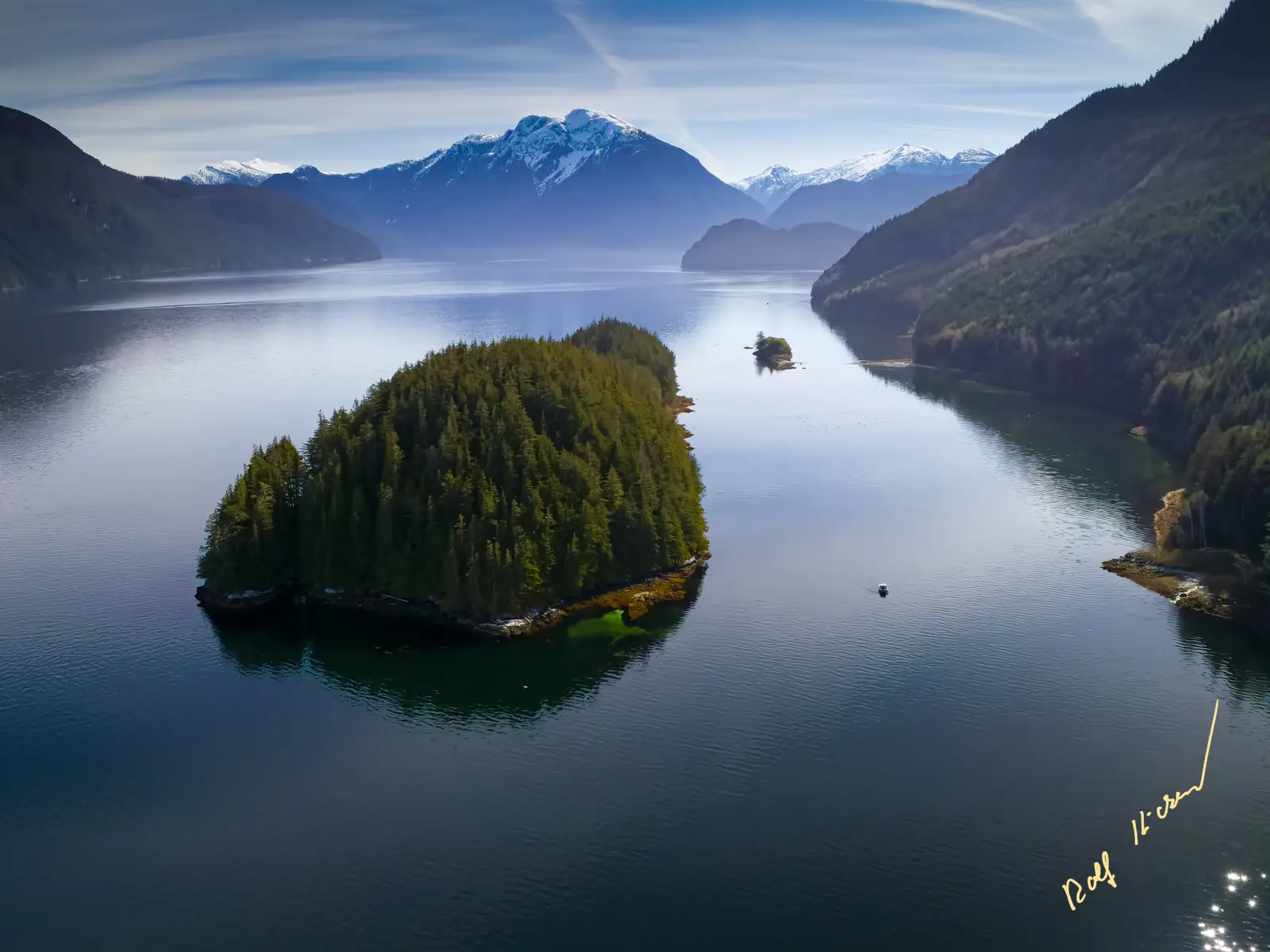 Knight Inlet British Columbia - Rolf Hicker Photography